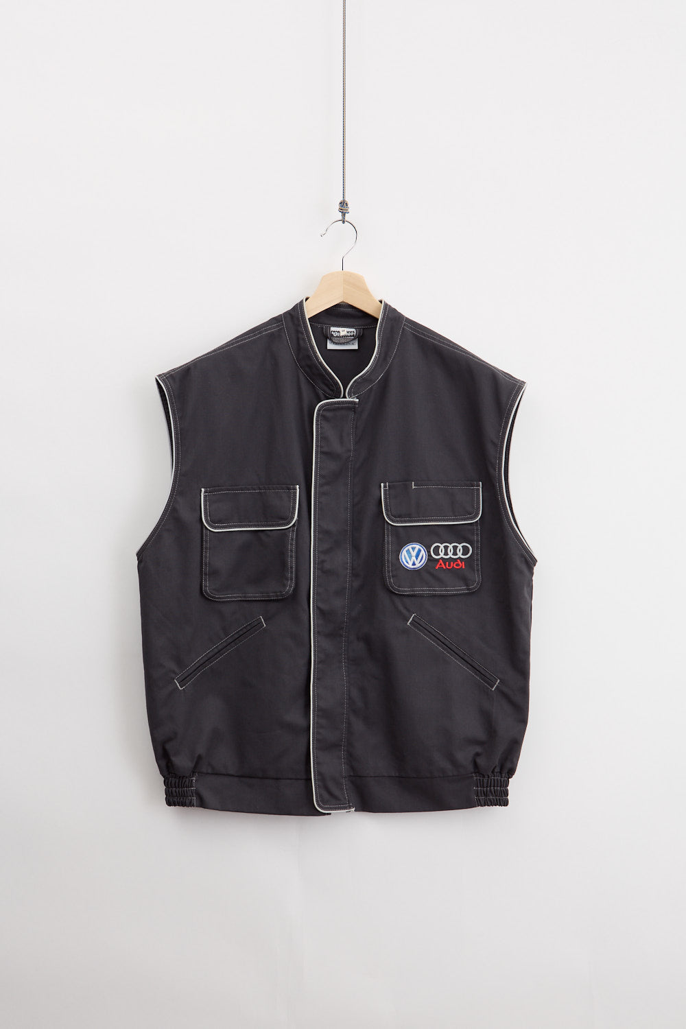 Audi VW Vest (XL) – Livid