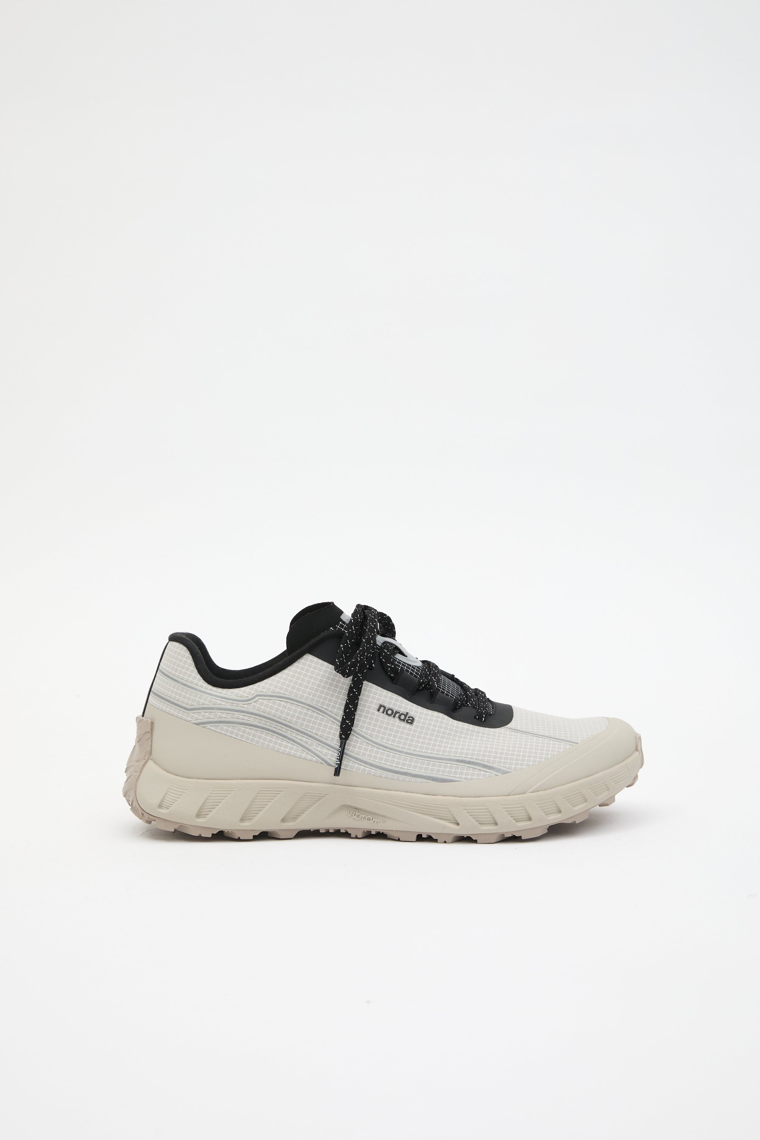 002 Cinder M – Livid